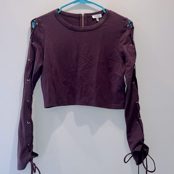 Tobi | Tops | Nwt Tobi Lace Up Sleeve Crop Top | Poshmark